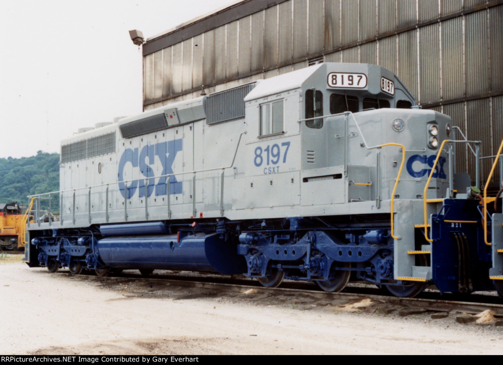 CSX SD40-2 #8197